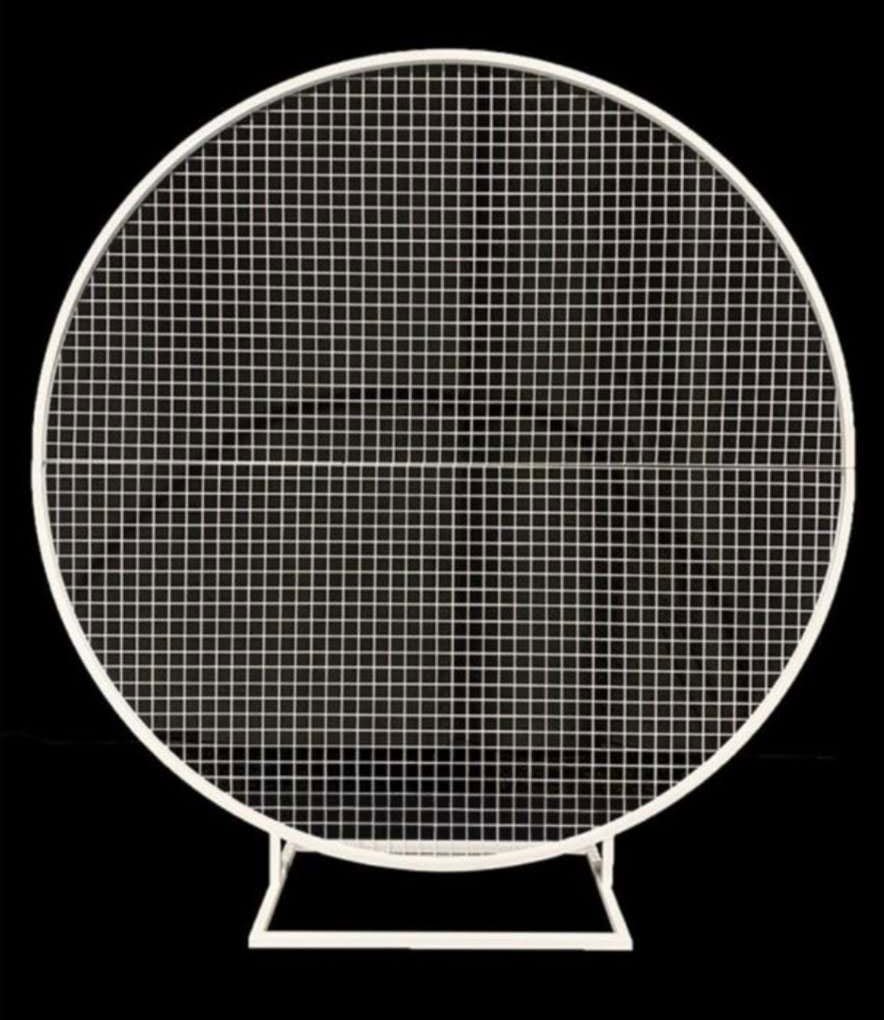 Round Grid Mesh Wall (White Or Gold) - Event Decor Supply
